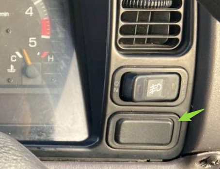 👽 Cover Switch Mitsubishi Canter 2000・ STL File for 3D printing・Cults