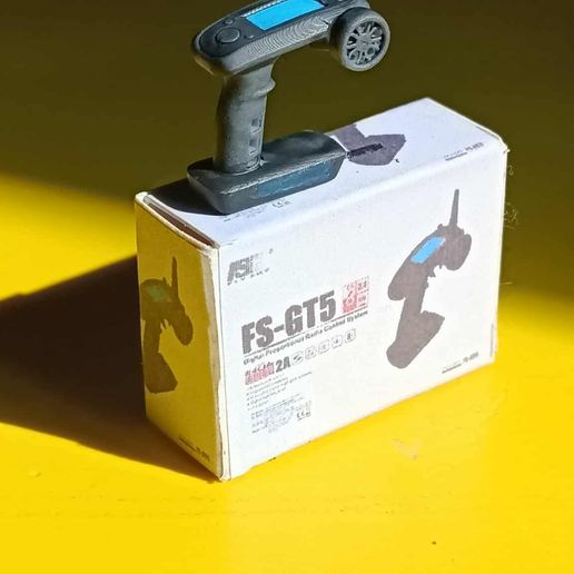 📻 scale rc radio transmitter FSGT5・ STL File for 3D printing・Cults
