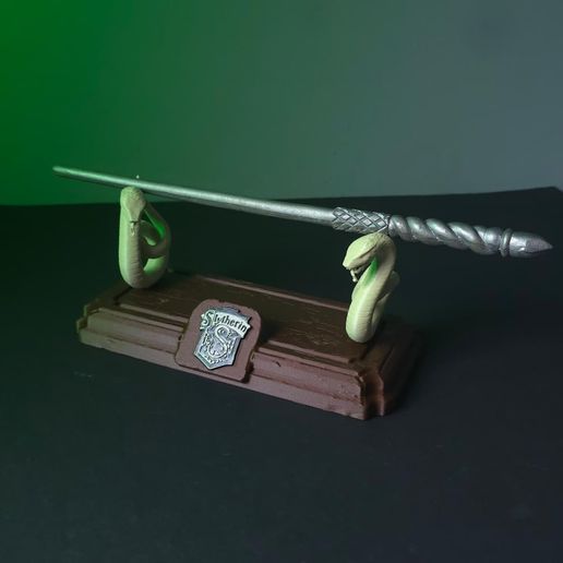 🦸 Premium Base for Slytherin Wands - Collector's Edition - Harry Potter ...