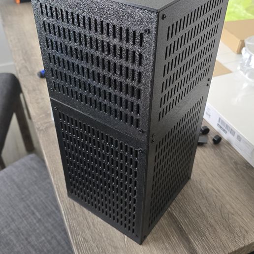 🔗 ADT Link UT3G USB4 eGPU Enclosure・ STL File for 3D printing・Cults