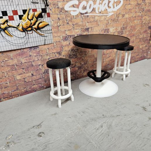 👽 1/10 PEDESTAL TABLE & STOOLS・ STL File for 3D printing・Cults