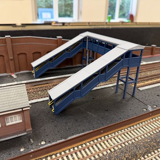 🛤️ Model Railway Modern Footbridge・ STL File for 3D printing・Cults