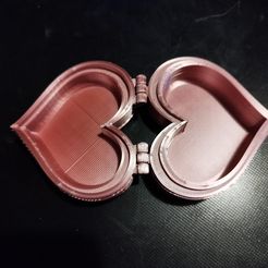 3D printed objects made with PLA SILK CANDY DANDY filament・Cults