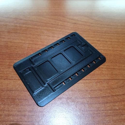 📞 Credit Card Sized Folding Phone Stand - remix・Free 3D File for ・Cults