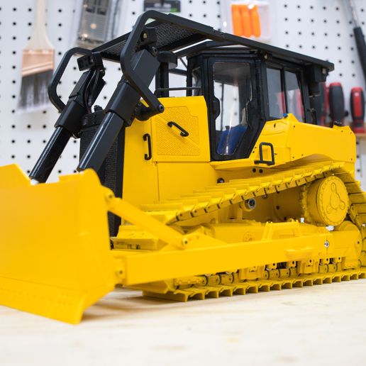 📻 RADIO CONTROL MEDIUM BULLDOZER・ 3D File for 3D printing・Cults
