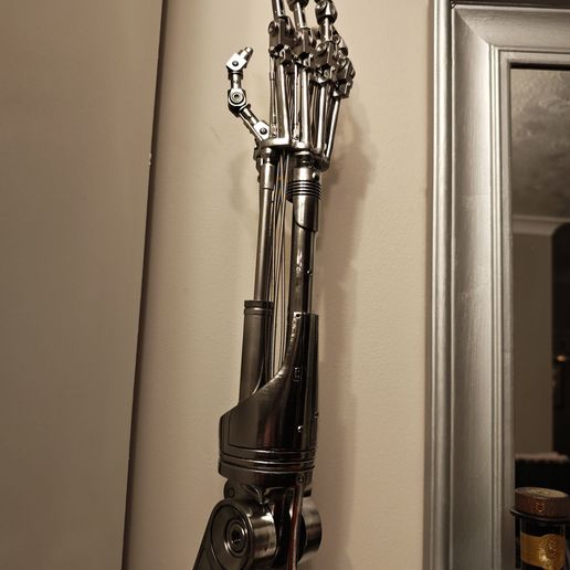 💪 Terminator 2 - Endoskeleton Arm Replica prop 1.1・ 3D File for 3D ...