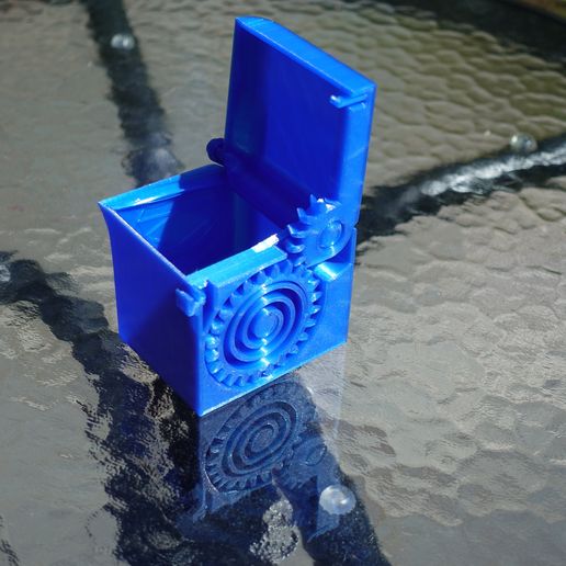 Free STL file PRINT-IN-PLACE SPRING LOADED BOX・3D print design to download・Cults