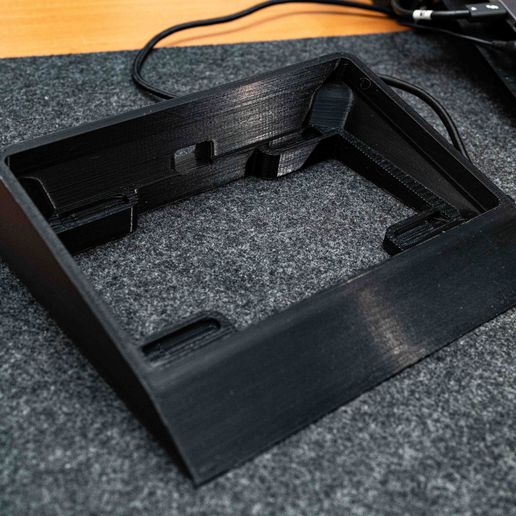 STL file Stream Deck Xl Stand with Palm Rest 🏢 ・Design to download and ...