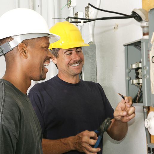 👴 Old Engineer with Unpaid Interns・ 3D File for 3D printing・Cults