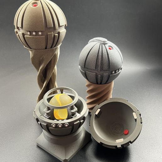 ⭐ Star Wars Mandalorian Thermal Detonator 1:1 Replica With Baradium ...