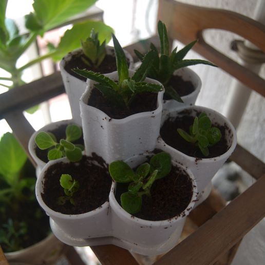 3D file Multi Layer Planter 🪴 ・3D print design to download・Cults