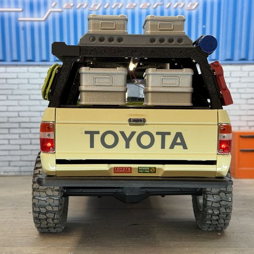 🚁 Vanquish VS4-10 / RC4WD Xtracab Body Mounts and Bumpers・ STL File for ...