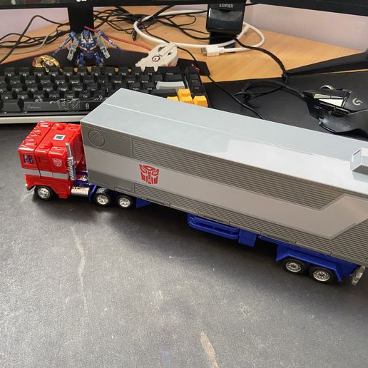 🤖 Transformers Studio Series 86 Optimus Trailer Hitch Adapter for G1 ...