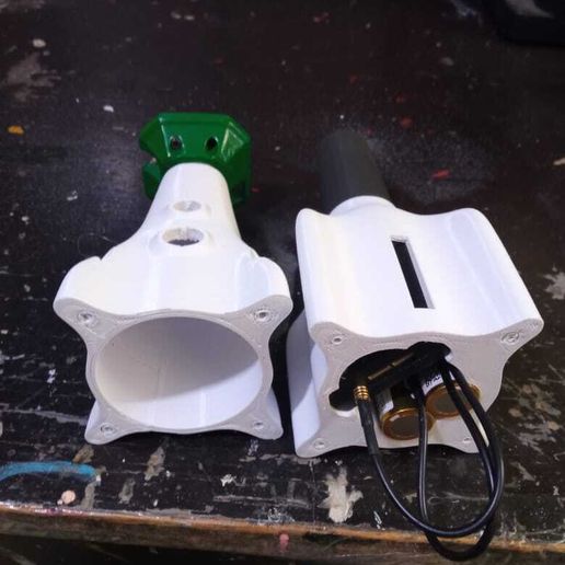 🚉 Emlid Reach M2 case gmss station・ STL File for 3D printing・Cults