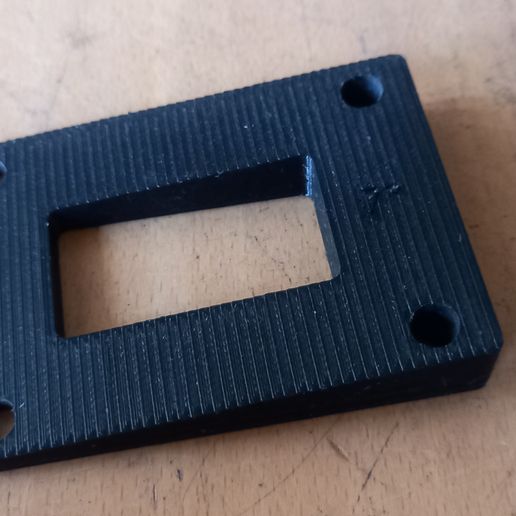 STL file Skateboard, longboard, surfskate wedge riser pad 7° 🛹 ・3D ...