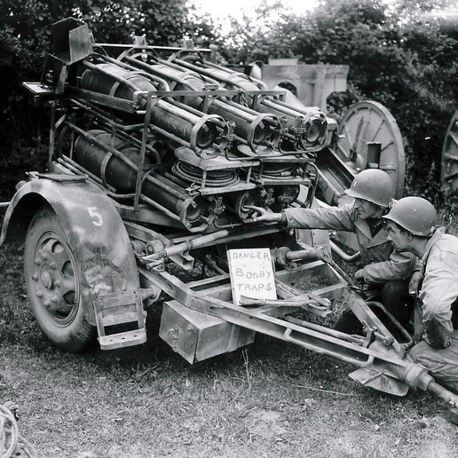 🚀 28/32 cm Nebelwerfer 41 German rocket artillery 1:100・ STL File for ...