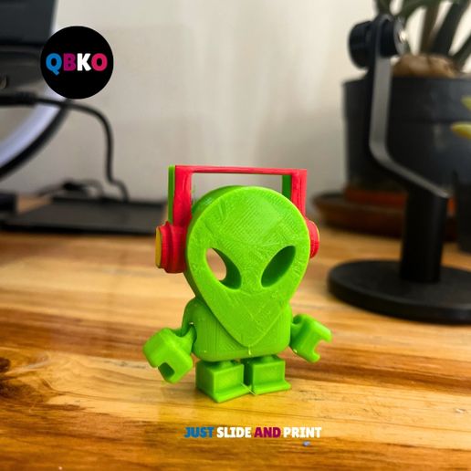 👌 FLEXI DESKTOP FIDGET halloween alien miniature toy with headphones ...
