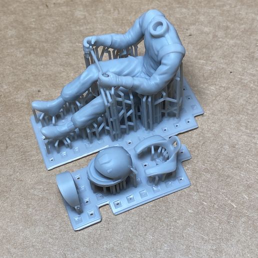 🛞 GT Racing Driver・ STL File for 3D printing・Cults