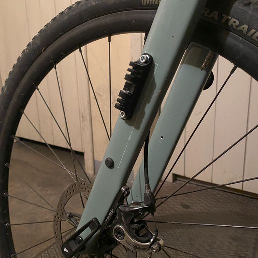 STL 文件 Double GoPro Mount Canyon Gravel Fork 🎒 ・可下载 3D 打印机设计・Cults