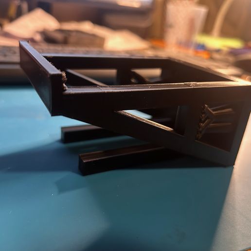 STL file rc wall stand 🚗 ・3D print object to download・Cults