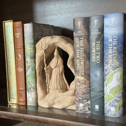📚 The Wizard's Lair: Bookend and Book Nook・ STL File for 3D printing・Cults