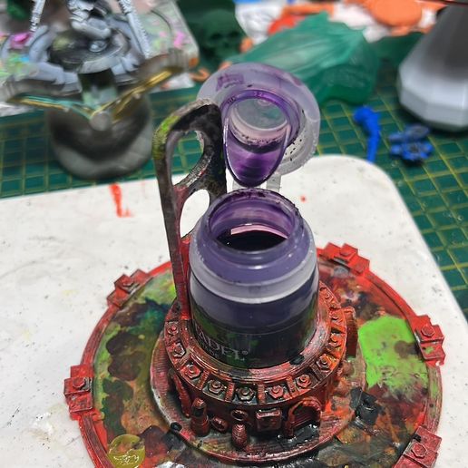 🎨 PAINTPOT HOLDER・Free STL File for ・Cults