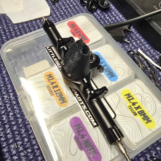 🪐 SCX24 Injora Planet Axle Diff Slider・ STL File for 3D printing・Cults