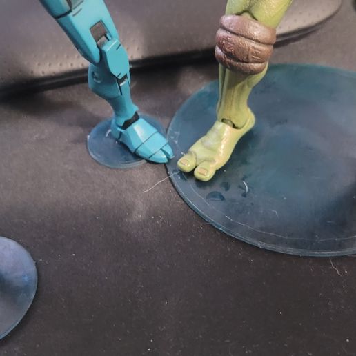 🦶 Action Figure Foot Pegs・Free 3D File for 3D printing・Cults