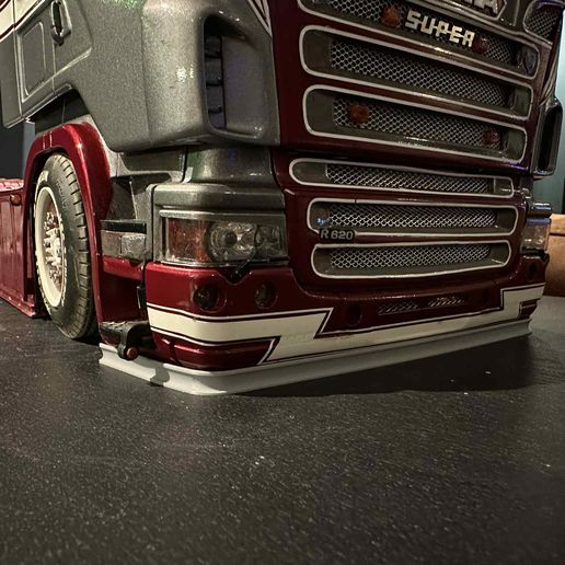 🚚 1/14 Scania R620 Frontlip - curved・ STL File for 3D printing・Cults