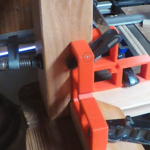 STL file Holding bracket for clamps and clamps 🧞‍♂️ ・Model to download ...