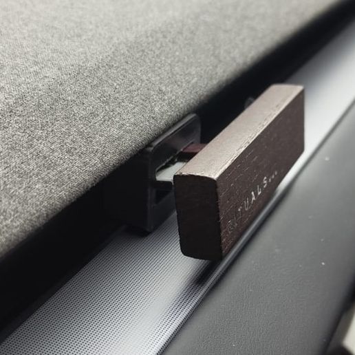 🛞 Tesla model 3 facelift Aroma Stick Bracket・ STL File for 3D printing ...