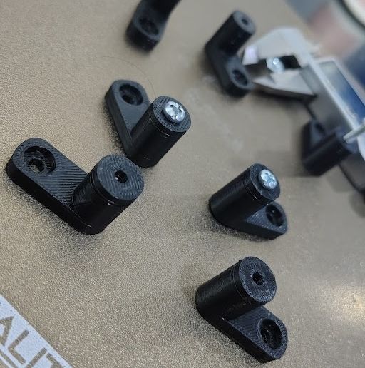 🦶 L-type PCB mounting feet "L-type PCB mounting feet".・Free 3MF File ...