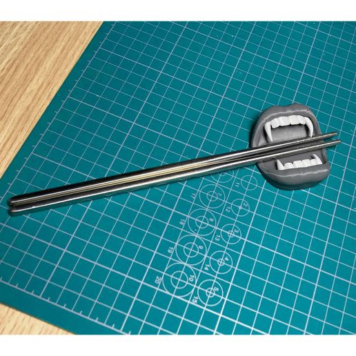 🧛 Vampire Fangs cap, chopsticks, glasses, towel holder/support・ STL ...