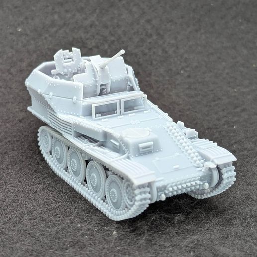 3D file Flakpanzer 38(t) + Gunner (Germany, WW2) 🇩🇪 ・3D print model to ...