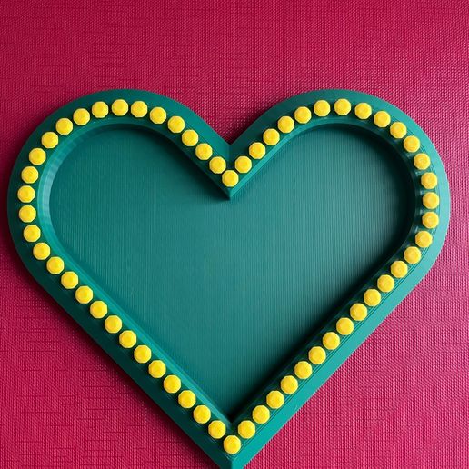 💜 Catch All Tray STL - Heart Jewelry Tray with Beaded Diamond Edge・ 3D ...