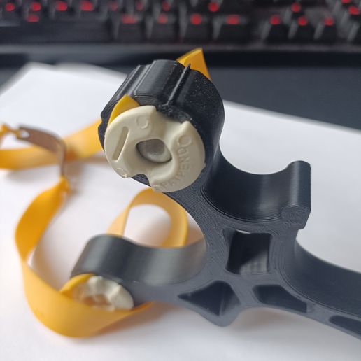 ⚽ OTT Slingshot v1・ STL File for 3D printing・Cults