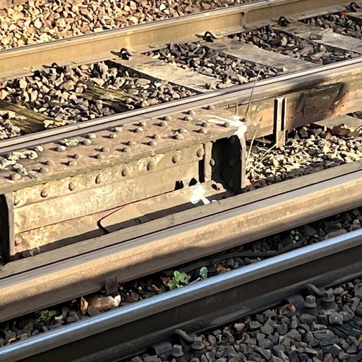 🛤️ Model Railway - Bridge Girder Support Centre 1・ STL File for 3D ...