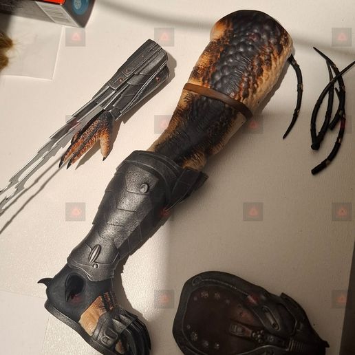🧸 AvP Scar Predator・ 3D File for 3D printing・Cults