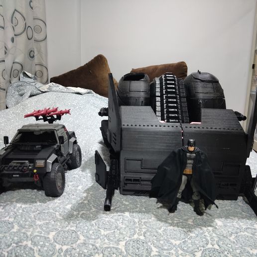 🪖 The Dark Knight Returns Bat-Tank・ 3D File for 3D printing・Cults