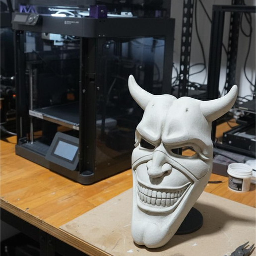 🎃 The Grabber Mask: Ultimate Wearable Prop・ 3D File for 3D printing・Cults