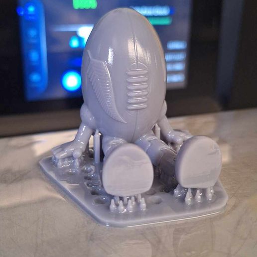 STL file 🏈 Rugby Ball All Blacks Articulated 🏈 ・3D printable design to ...