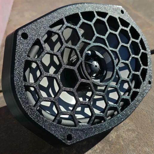 🧑‍🔧 Kicker PS 6x9 Hex Grill for Vault v100・ STEP File for 3D printing・Cults