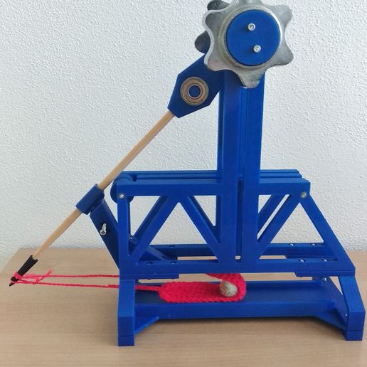 floating arm trebuchet