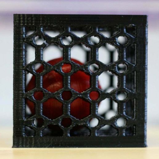 Free STL file Multi-Material Ball in a Cube (Soluble Support Test) 🎨 ...