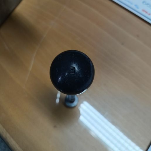 STL file Ferrari 348 Shift Knob ⚙️ (3MF)・3D printable model to download ...