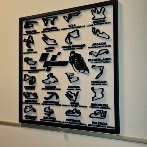 3MF file MotoGP Calendar 📅 ・Model to download and 3D print・Cults