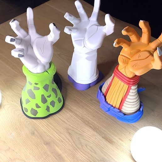 🎮 Universal Controller Stand - Inspired by Cell from Dragonball・ 3D ...
