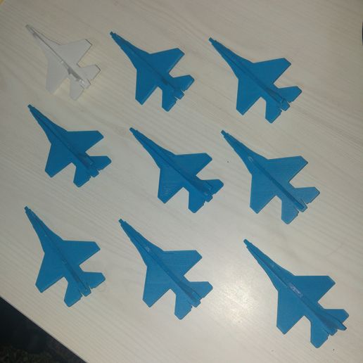 🛩️ Simple Jet Plane・Free STL File for ・Cults