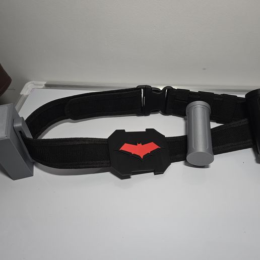 📱 Red Hood inspired Utility Belt・ STL File for 3D printing・Cults