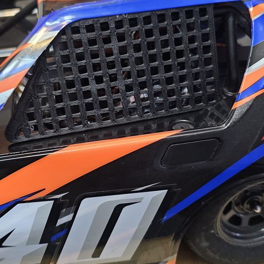 🪟 traxxas slash modified window nets・ STL File for 3D printing・Cults